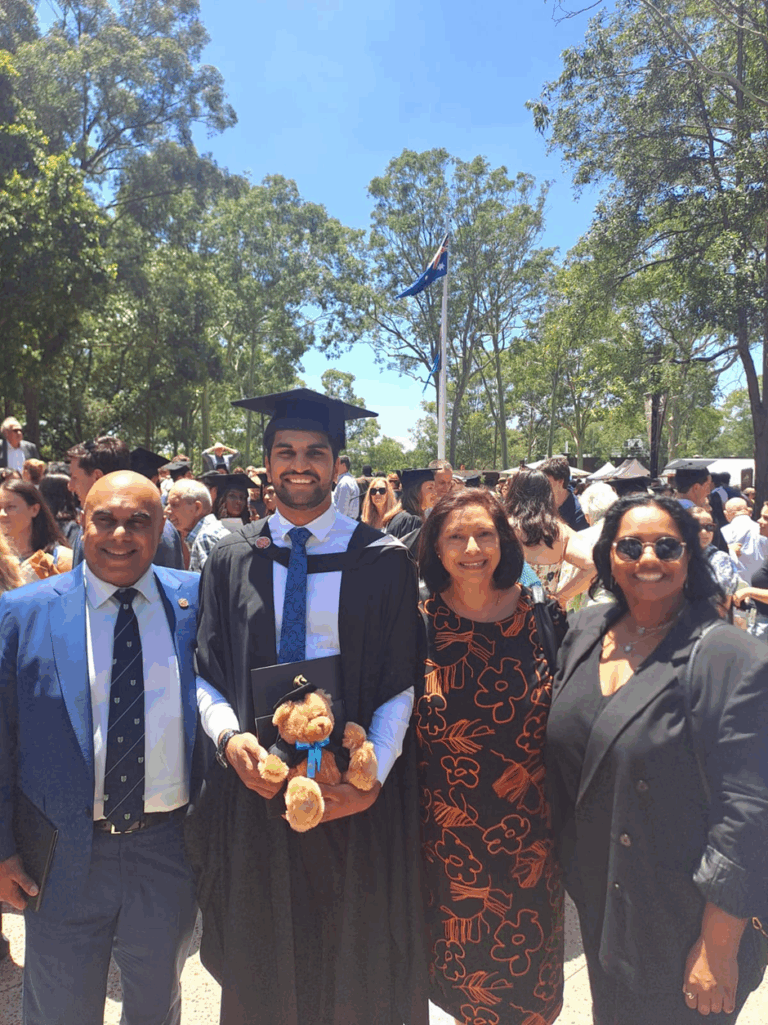 News of Old Trinity Grammarians - Grammarian